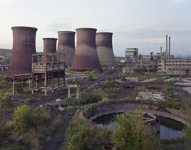 Yves Marchand & Romain Meffre, Industry, Photographie, Polka Galerie ...