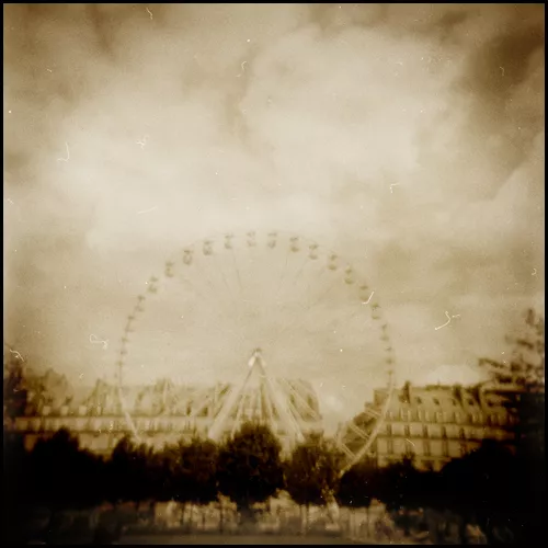 Ferris Wheel par Janet Stowell, Photographie, Film moyen-format | Art ...