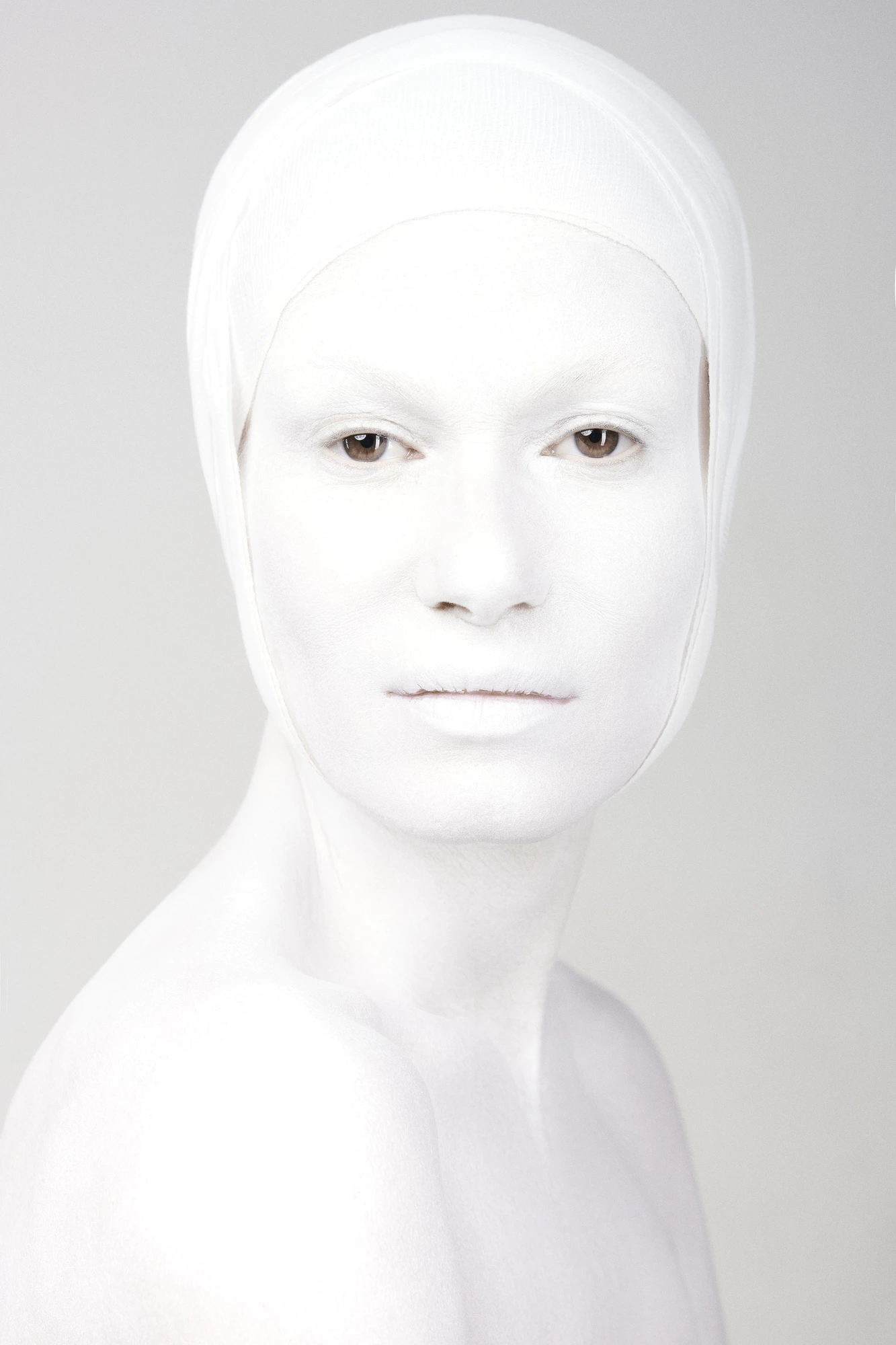 Noces de porcelaine by Gérard Berr, Photography, Digital | Art Limited
