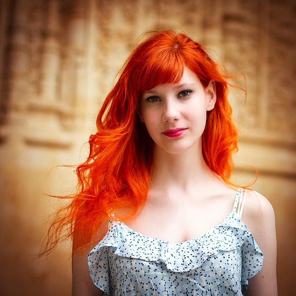 Rojo Pasión by Miguel Darco TT, art work | Art Limited