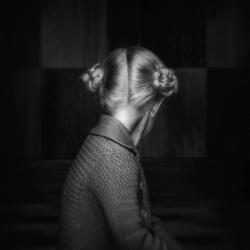 Lisa by Holger Droste, Photography | Art Limited