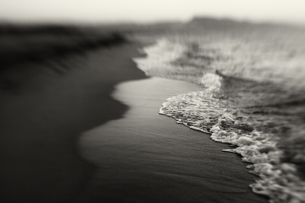 Every Seventh Wave by Maria Frodl, art work | Art Limited