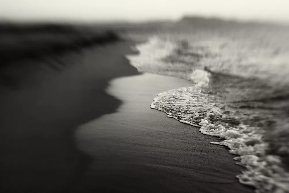 Every Seventh Wave by Maria Frodl, art work | Art Limited