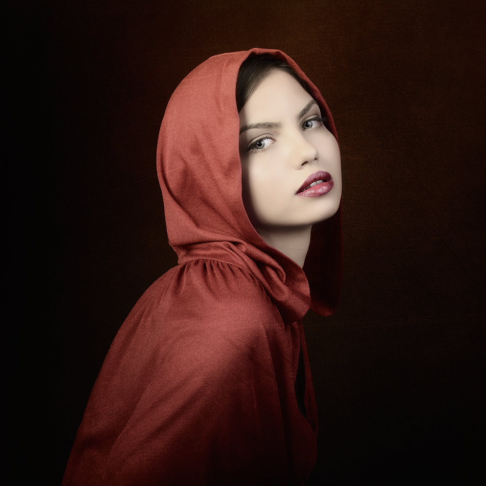 Red by Alexandra Maria Fira, art work | Art Limited
