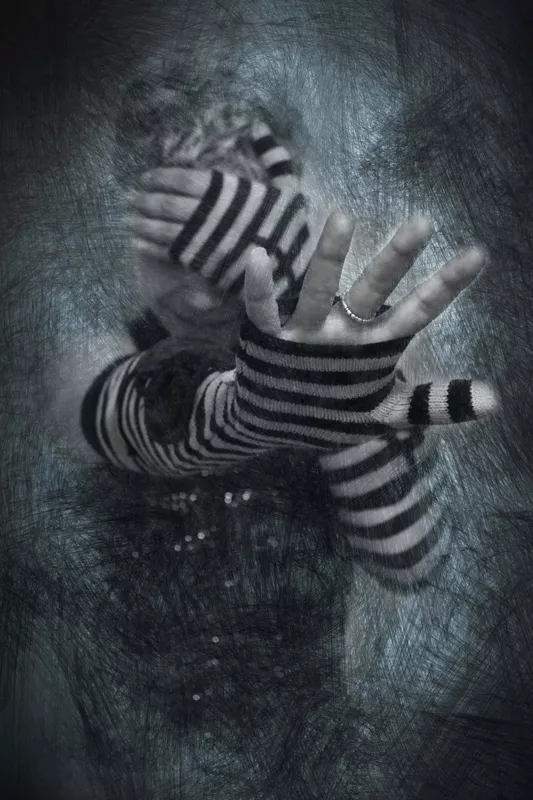 Keep In Touch by Romina Dughero, art work | Art Limited