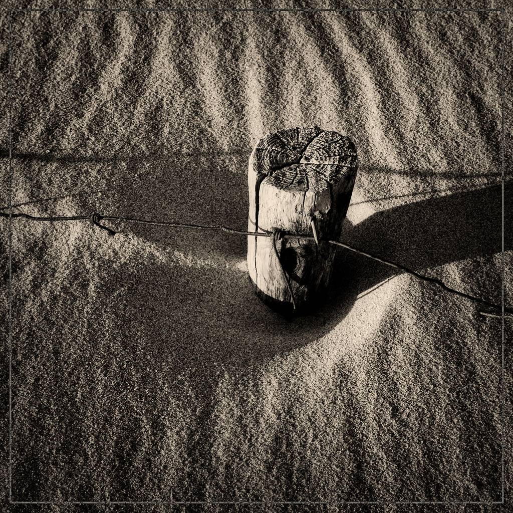 SUR LE SABLE by Marco Viller, Photography, Digital | Art Limited