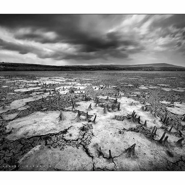 Sailing-to-nowhere--- by Daniel Winter, Photography | Art Limited