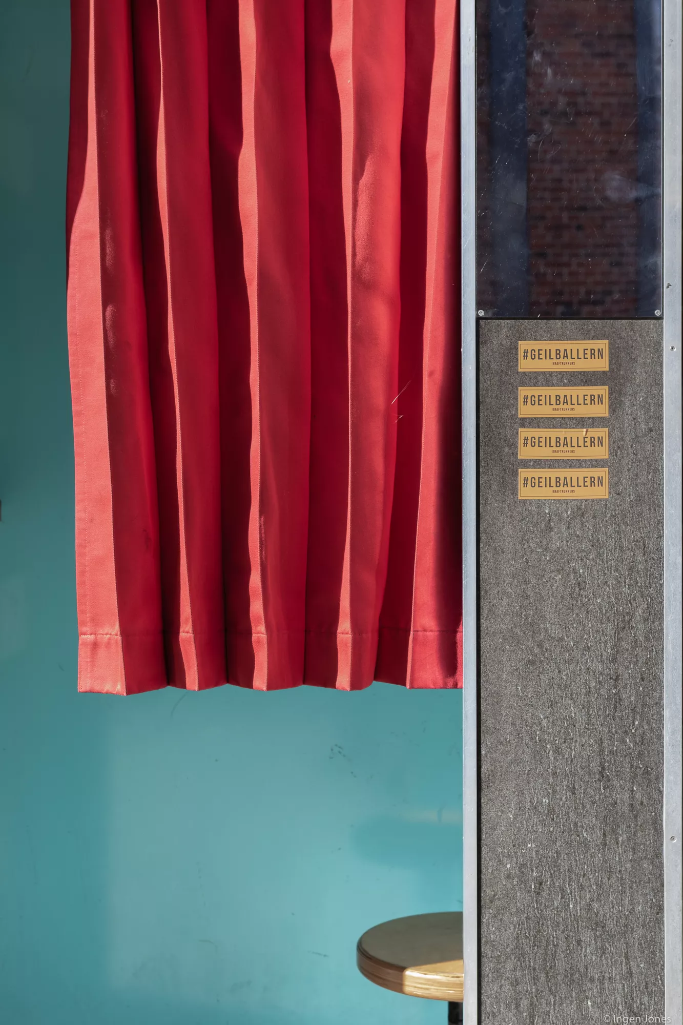 Le portrait by Ingen Jones, Photography, Digital | Art Limited