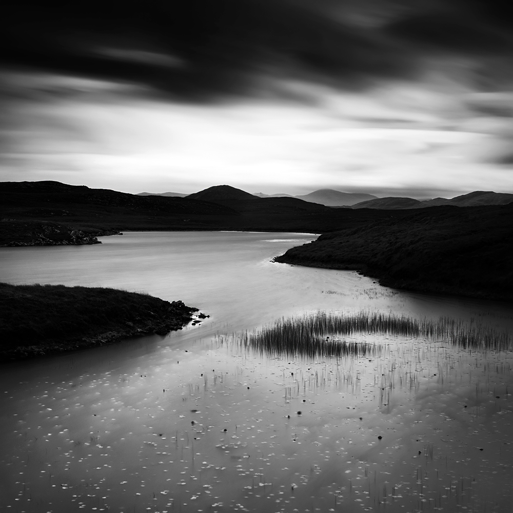 Dawn over Lewis par Thomas Bichler, Photographie, Numérique | Art Limited