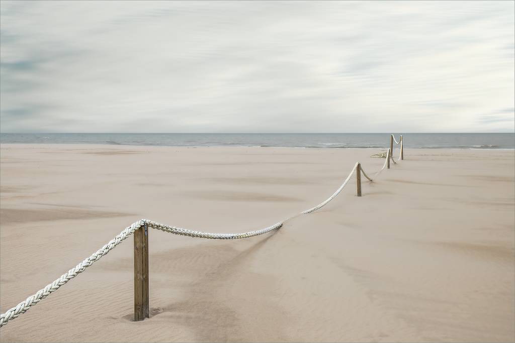 The rope by Gilbert Claes, Photography, Digital | Art Limited