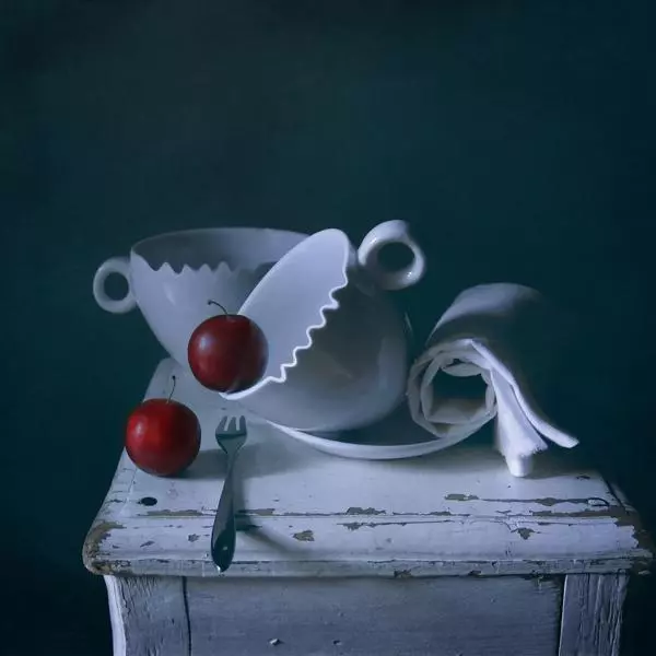 Rose par Elena Lysenko, oeuvre d'art | Art Limited