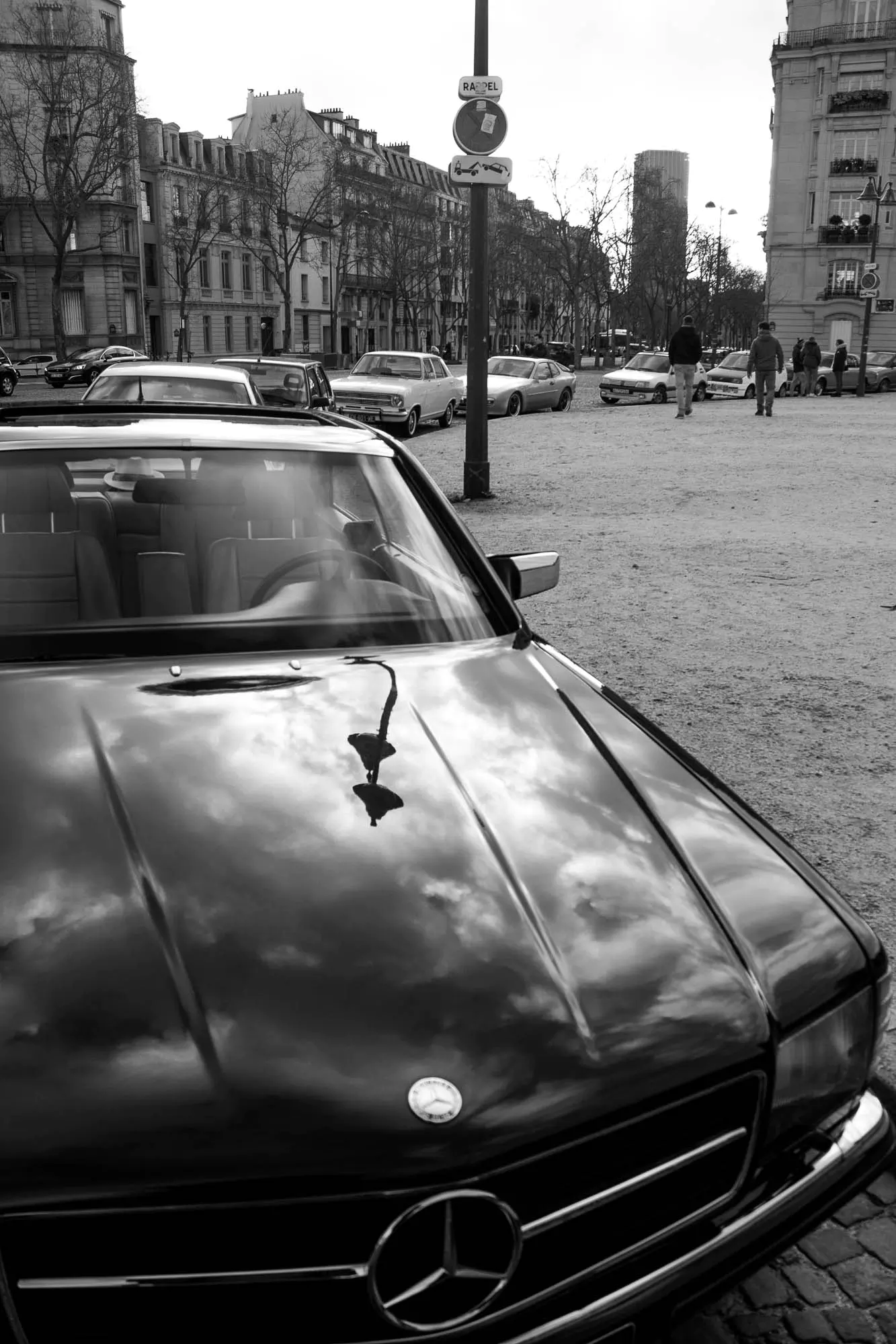 Nuage sur long capot par Thierry Poupon, Photographie, Numérique | Art ...