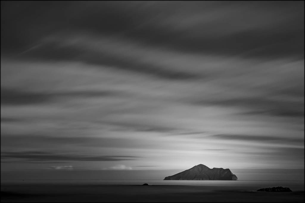 A Small Lonely Island... par Thensure Yang, Photographie, Numérique ...