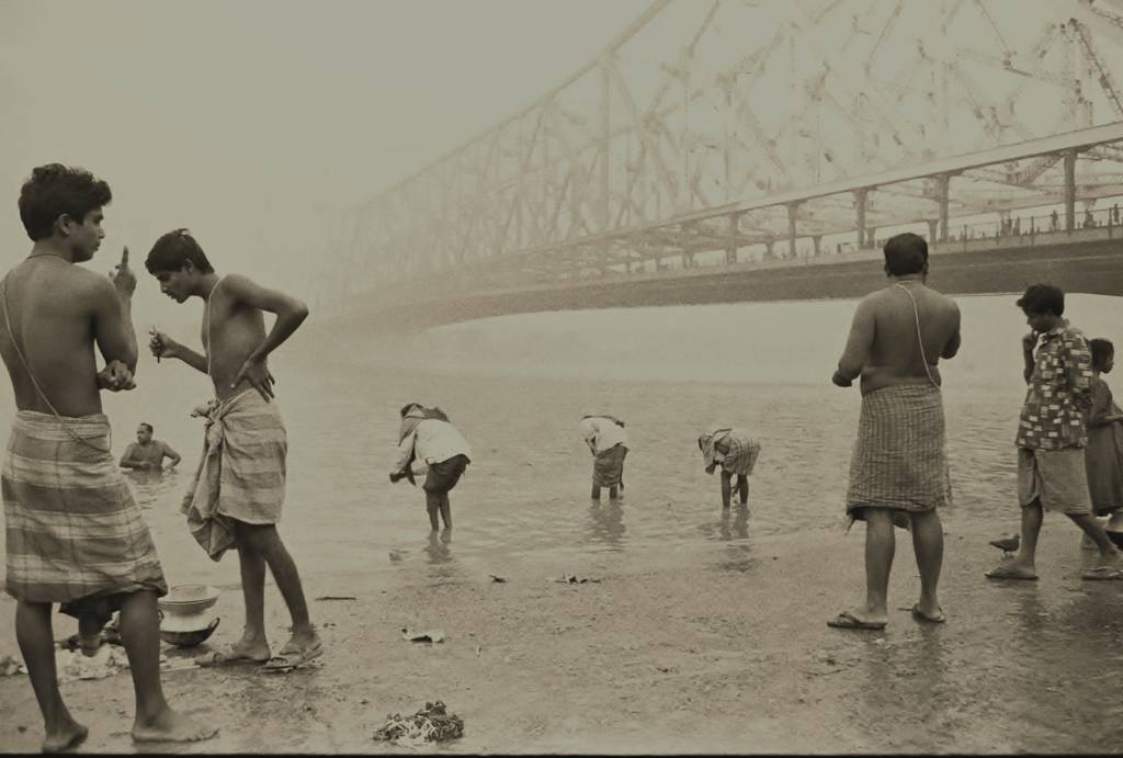 Morning ablutions. Calcutta, India. by Michael Snead, art work | Art ...