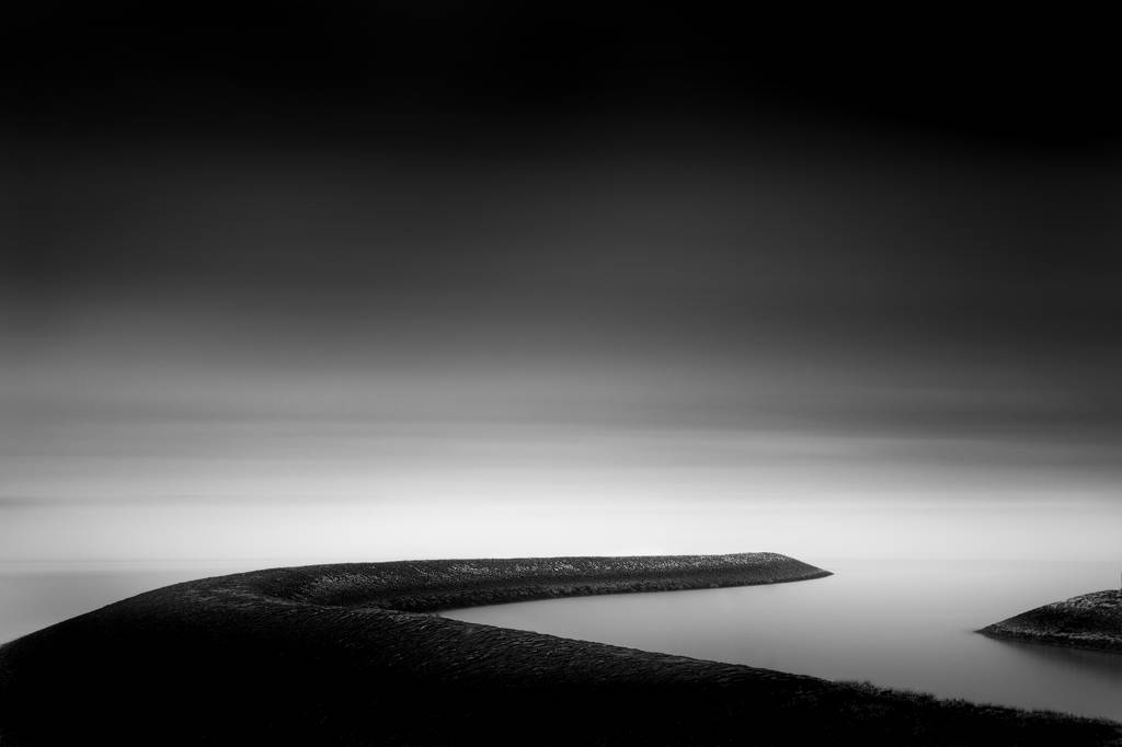 The Void by Gee Hurkmans, Photography, Digital | Art Limited