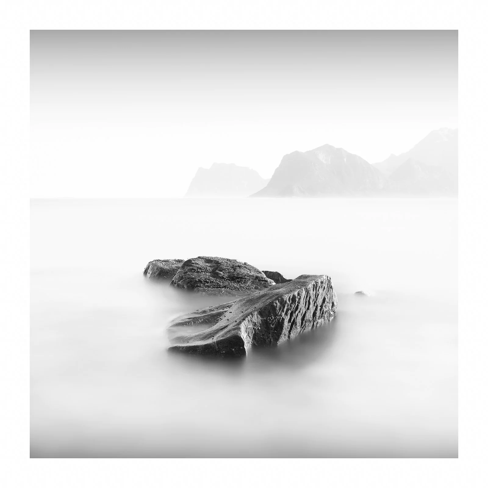 Le Monde Ordinaire The Ordinary World by Vladimir Kar, Photography ...